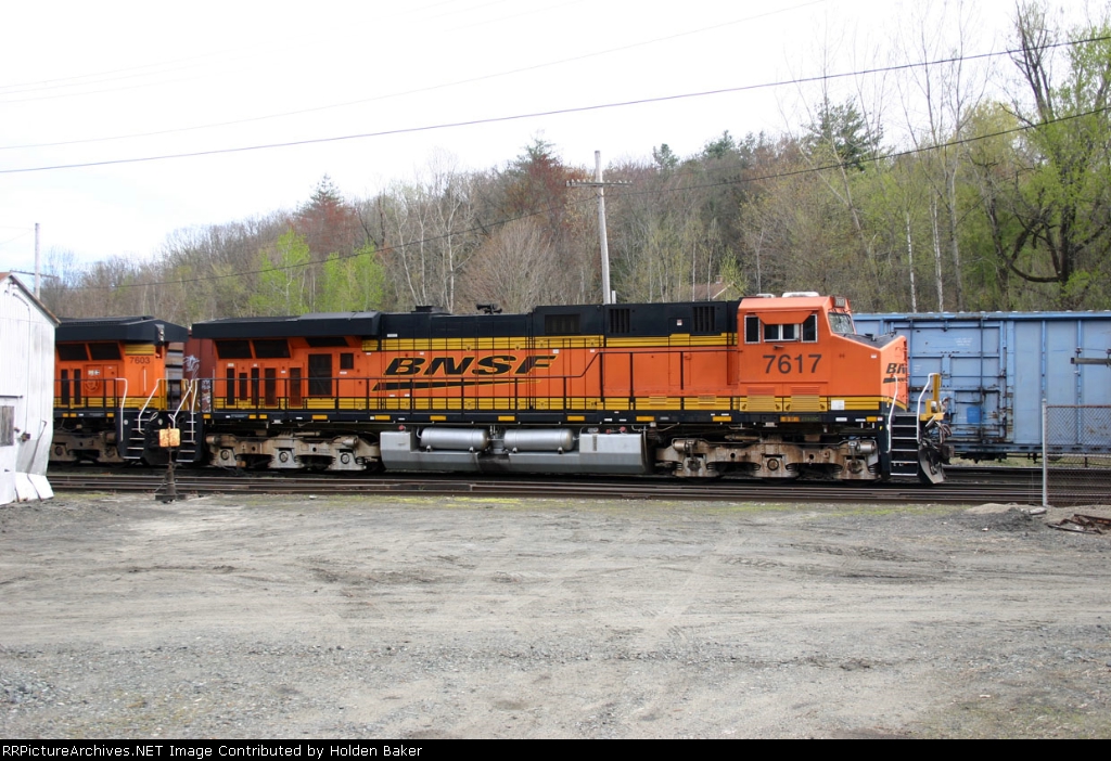 BNSF 7617